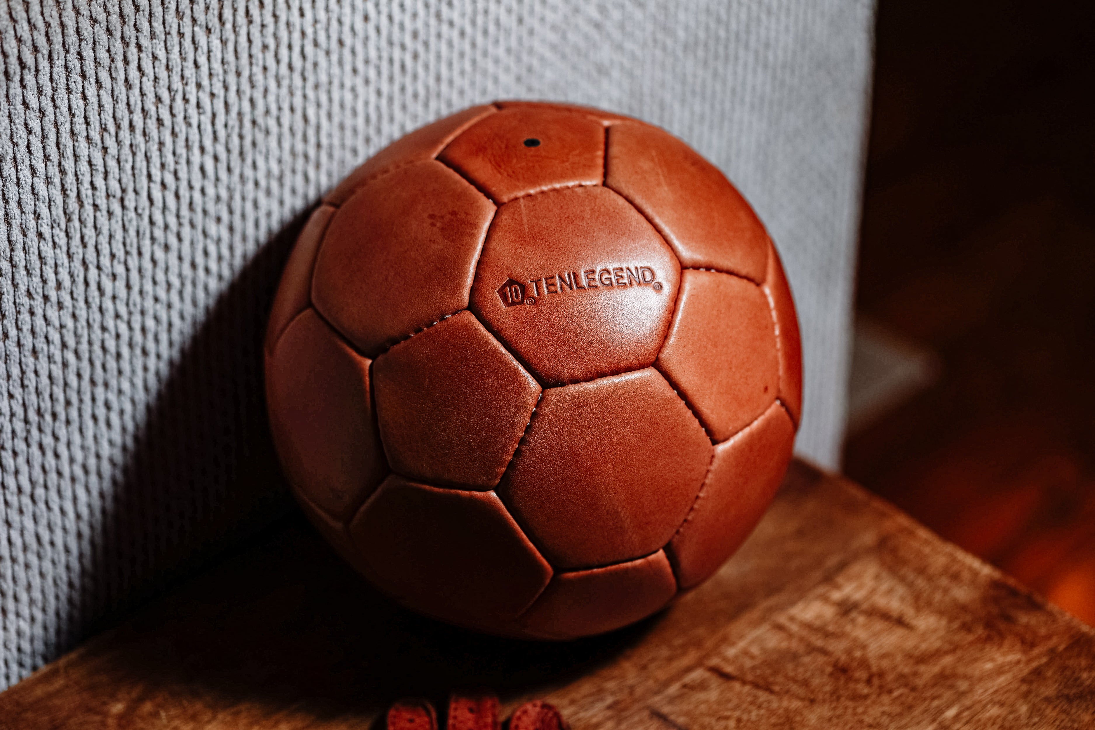 Men football fashion brand inspired by the number tens. – TENLEGEND